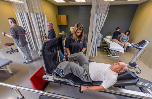 What to Expect From Contract Therapy Services | RehabVisions